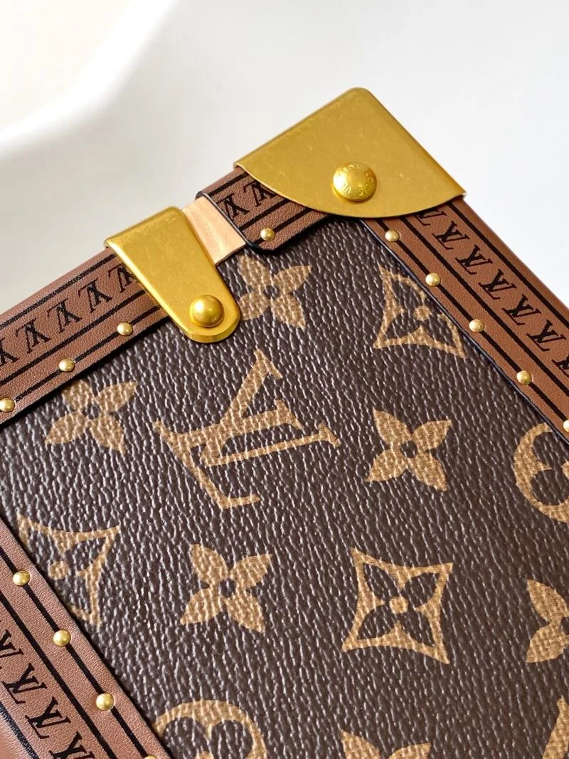 Bargain Louis Vuitton Watch Box