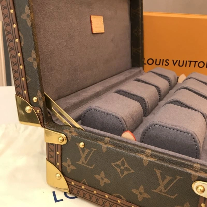 Bargain Louis Vuitton Watches Boxes
