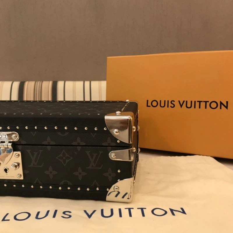 Value-priced Louis Vuitton Watches Boxes