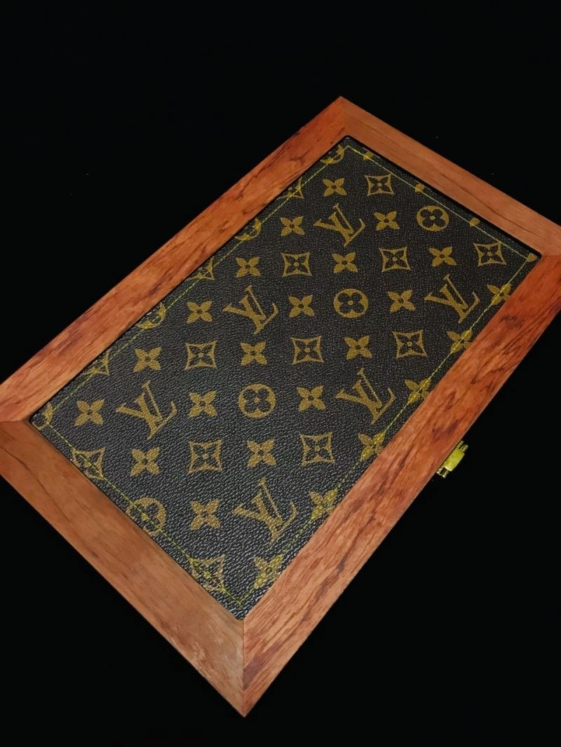 Cut-rate Louis Vuitton Watches Boxes