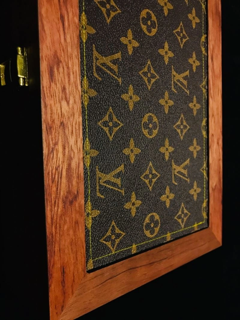Cut-rate Louis Vuitton Watches Boxes