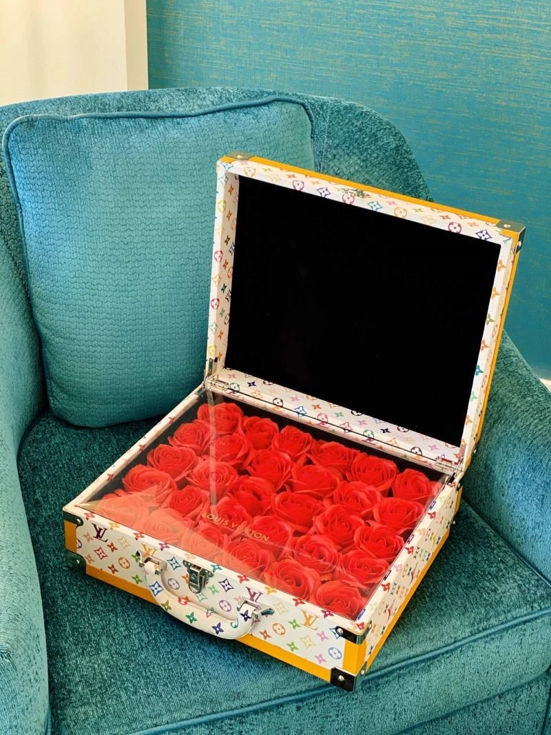 Value-priced Louis Vuitton Watches Boxes