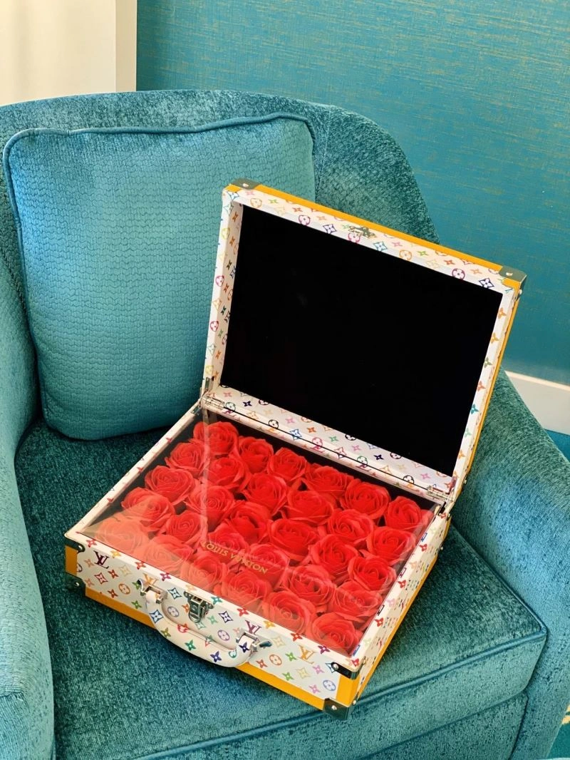 Value-priced Louis Vuitton Watches Boxes