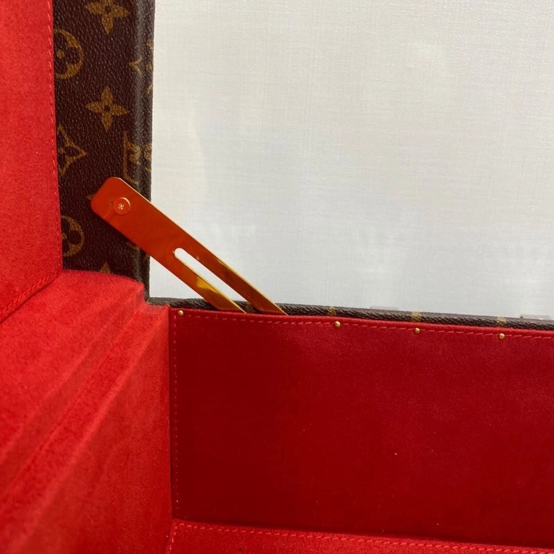 Reasonably priced Louis Vuitton Watches Boxes