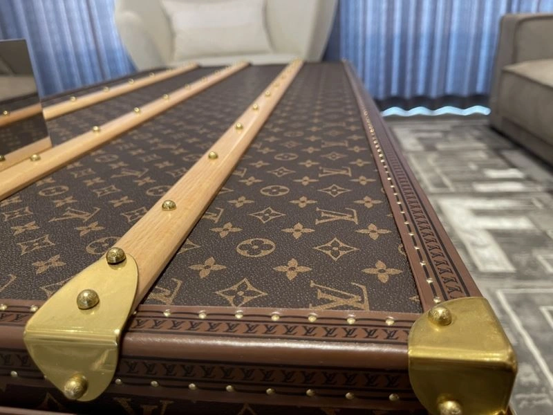 Indistinguishable Louis Vuitton Watches Boxes