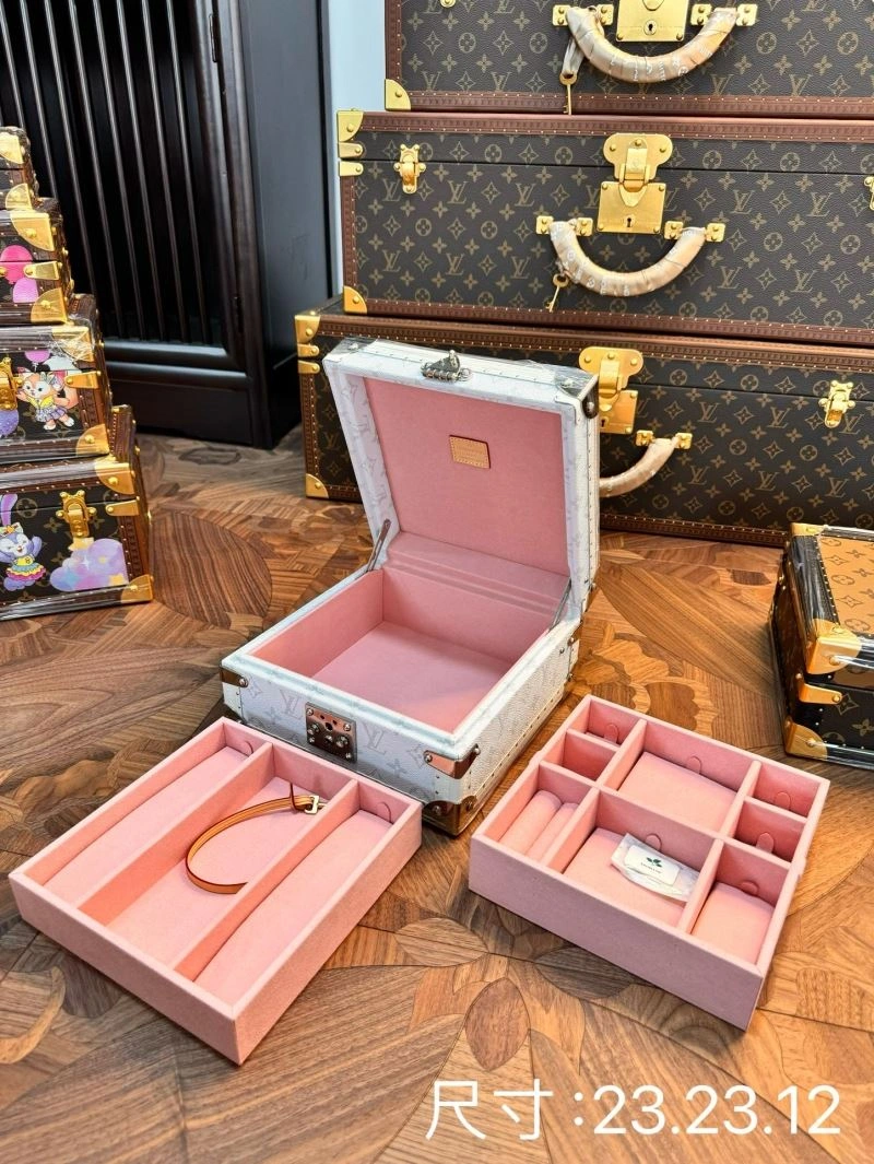 Affordable Louis Vuitton Watches Boxes