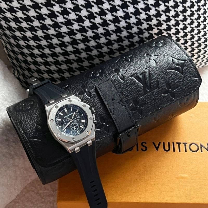 Bargain Louis Vuitton Watches Boxes