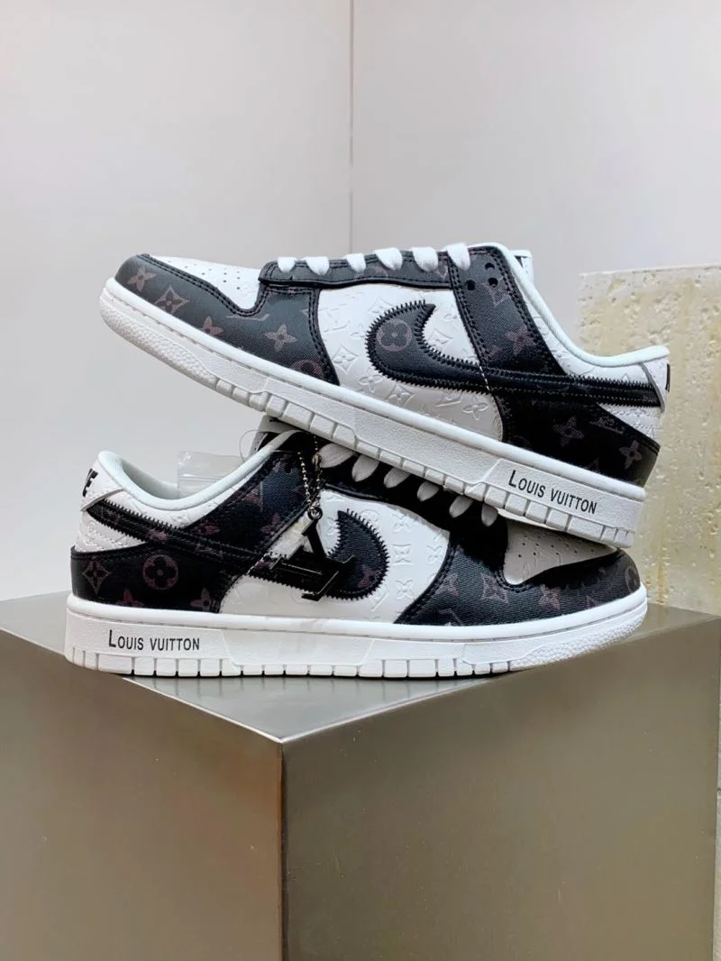 Accurate model Louis Vuitton x Nike Shoes