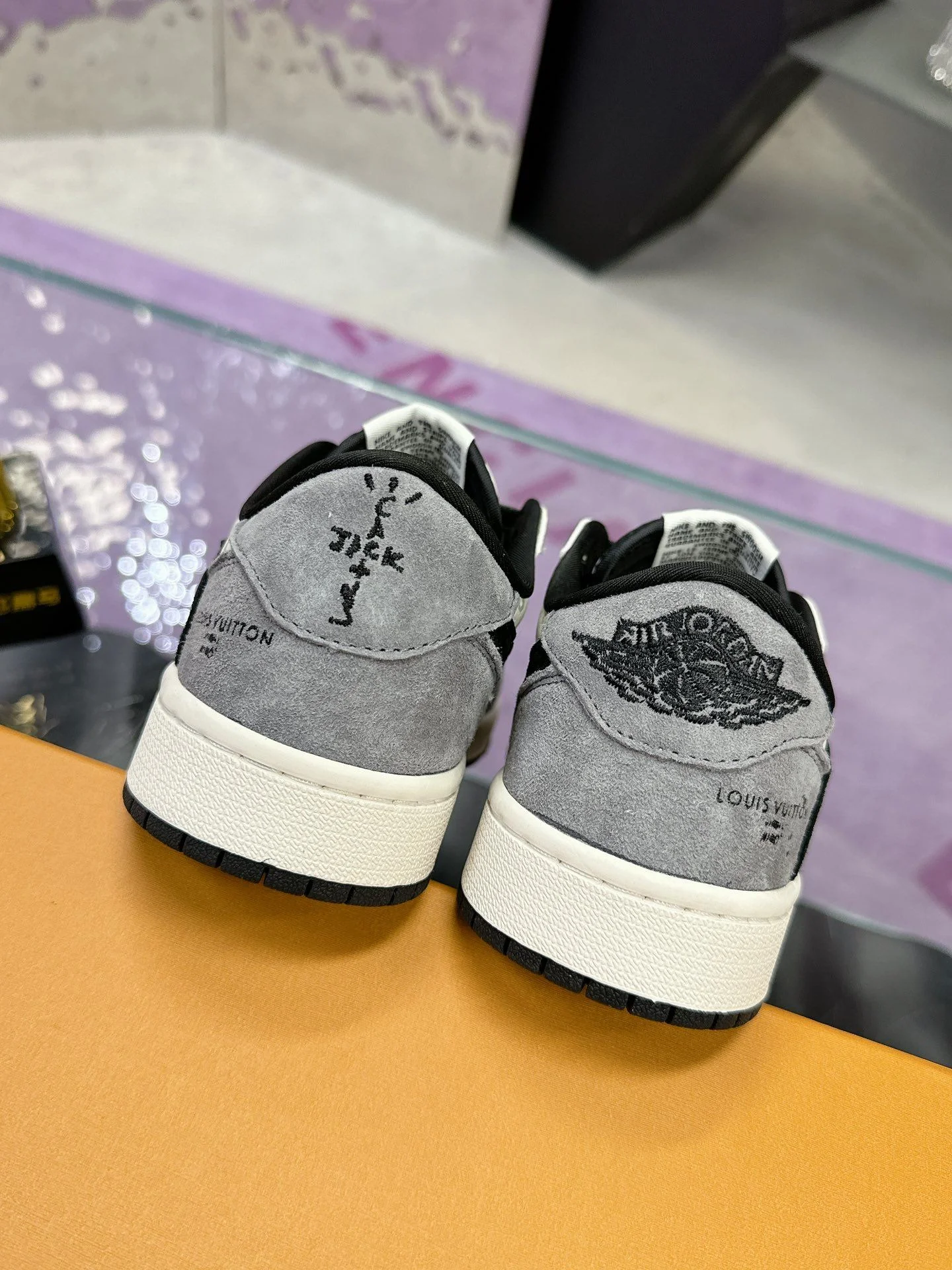 Official Louis Vuitton x Nike Shoes