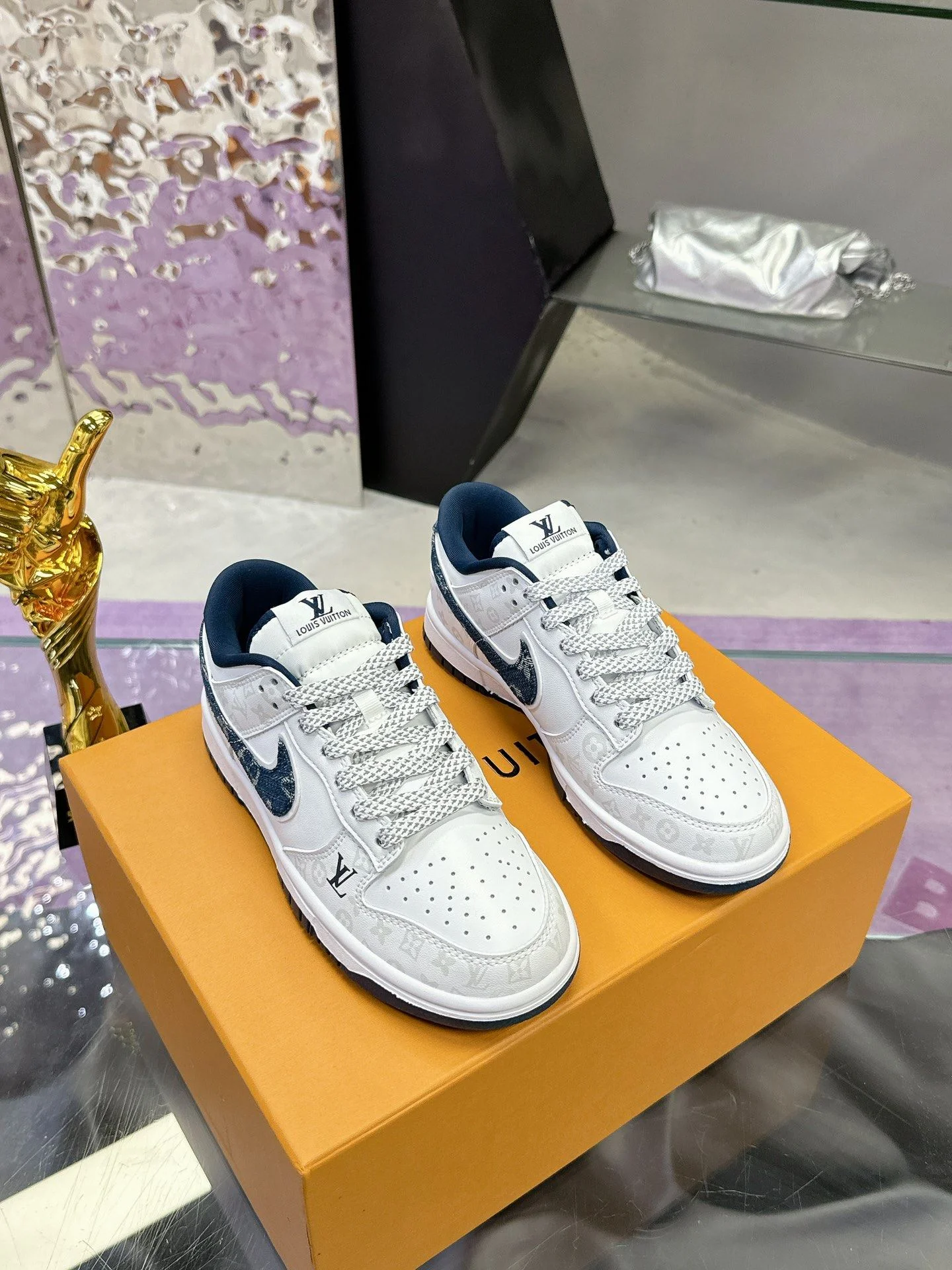 Mirror quality Louis Vuitton x Nike Shoes