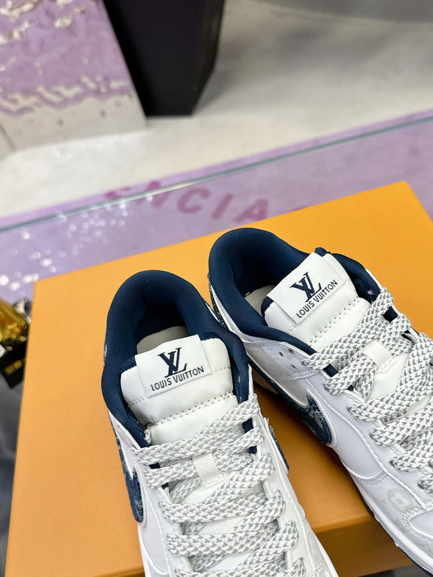 Mirror quality Louis Vuitton x Nike Shoes