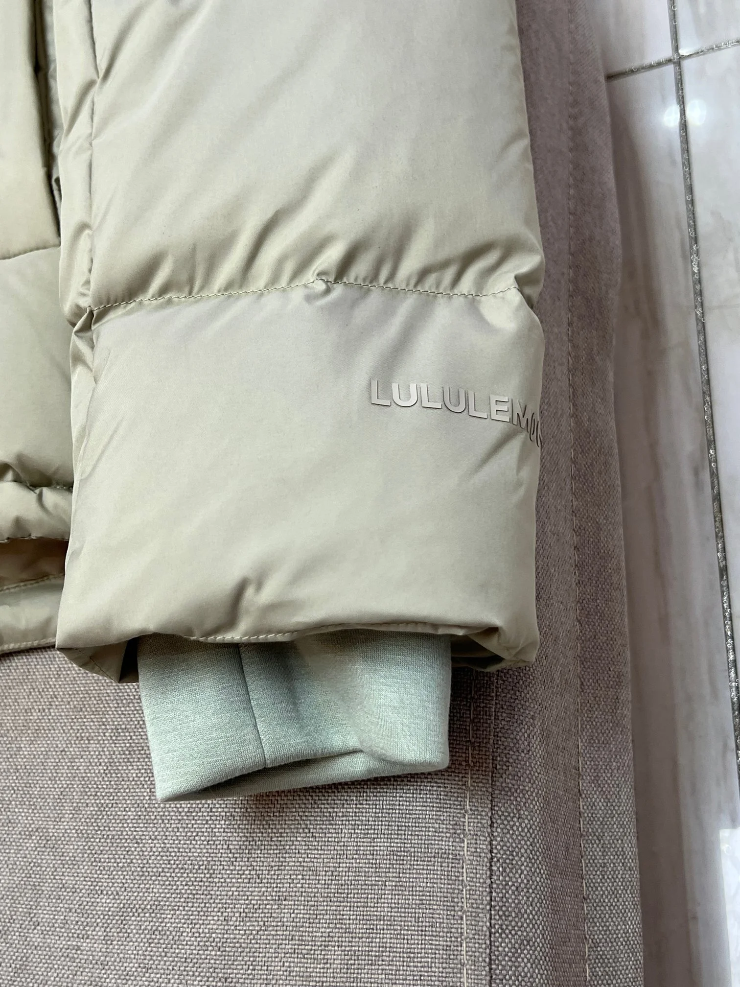 High fidelity Lululemon Down Jackets
