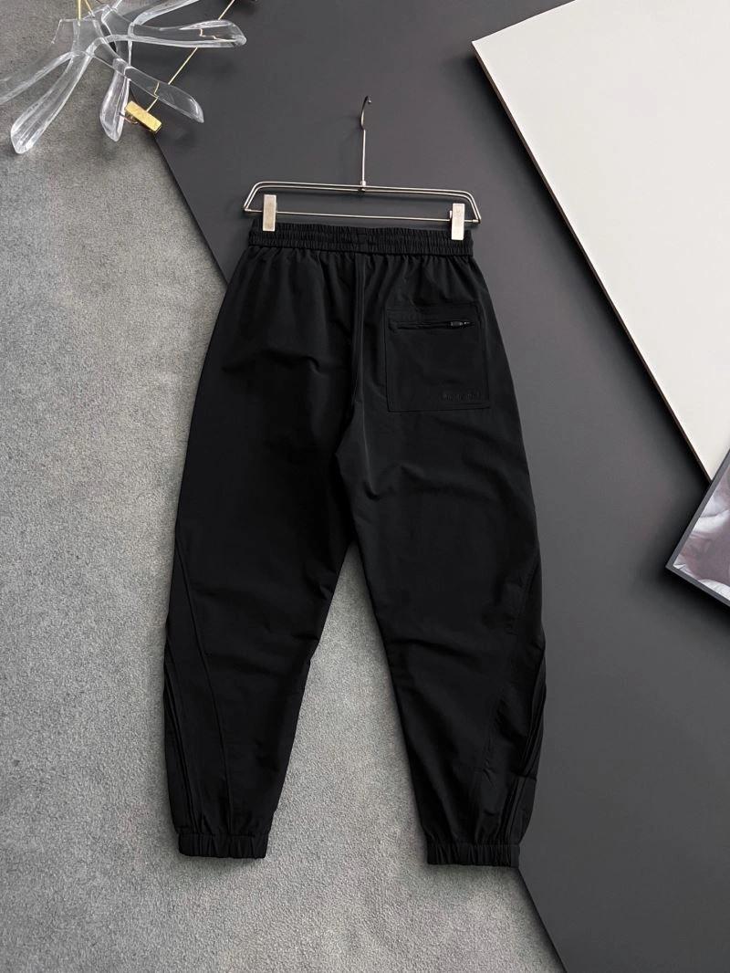 Value-priced Lululemon Long Pants