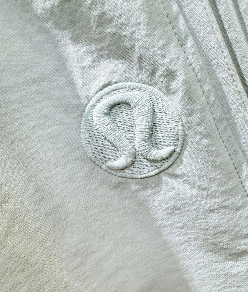 Top match Lululemon Long Pants