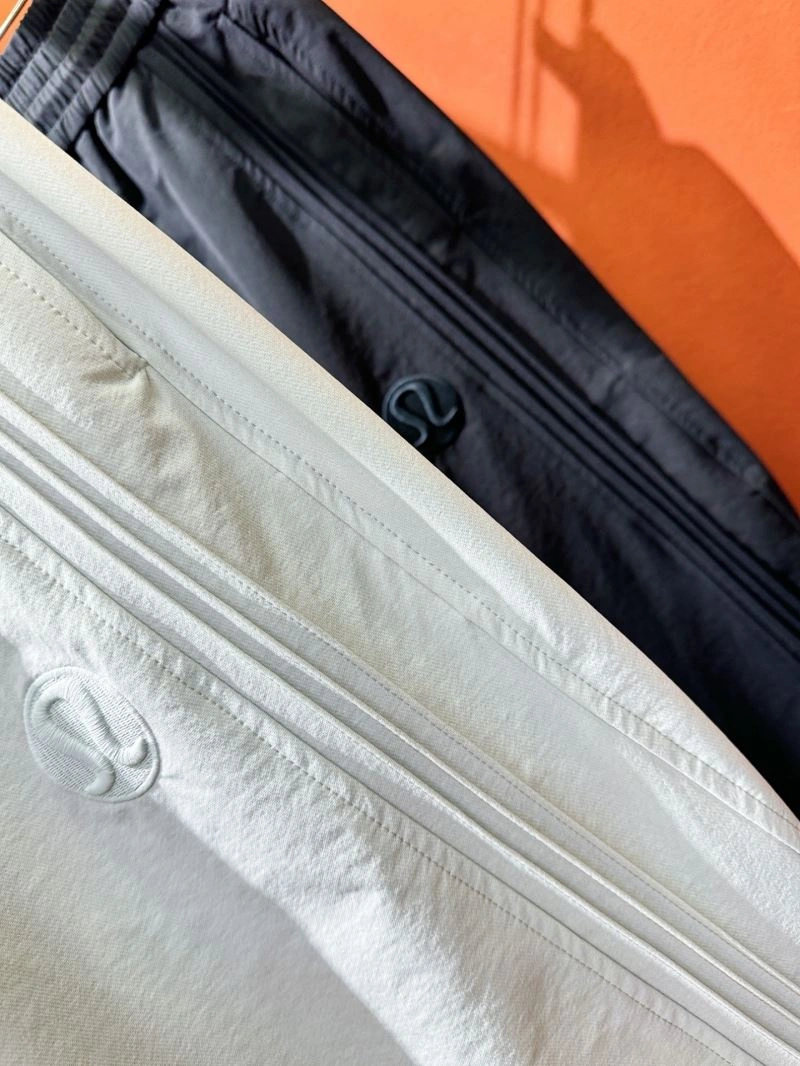 Top match Lululemon Long Pants