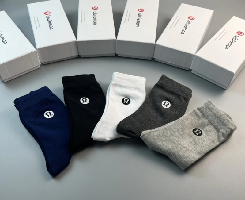 Top match Lululemon Socks