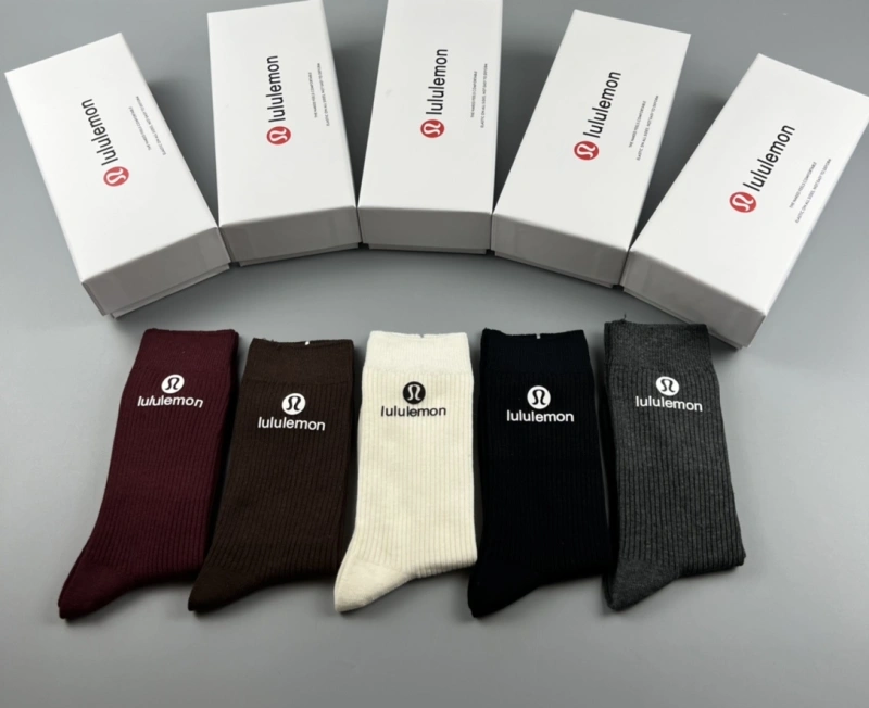 Precise copy Lululemon Socks