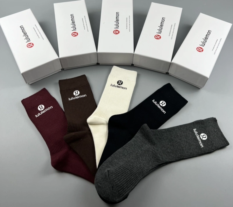 Precise copy Lululemon Socks