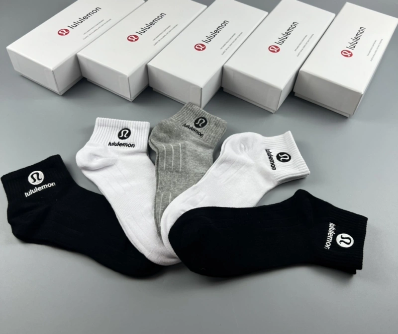 High fidelity Lululemon Socks