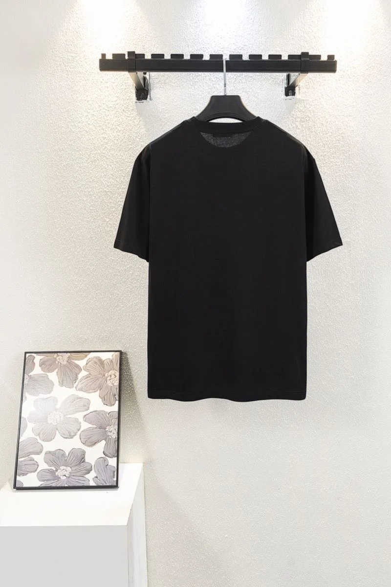 Accurate model Lululemon T-Shirts