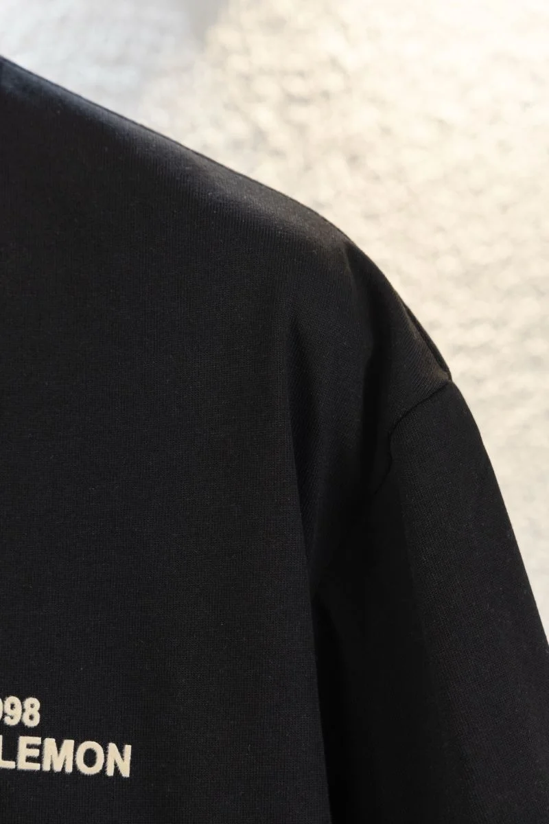 Accurate model Lululemon T-Shirts