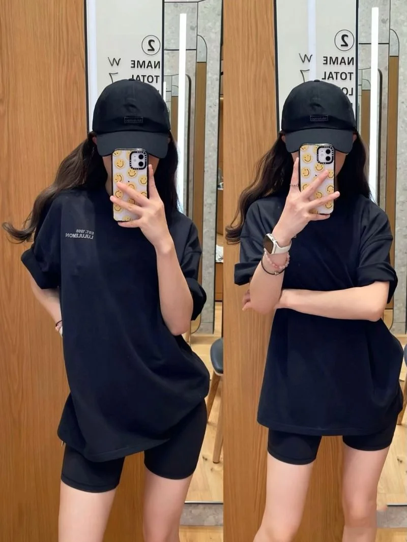 Accurate model Lululemon T-Shirts