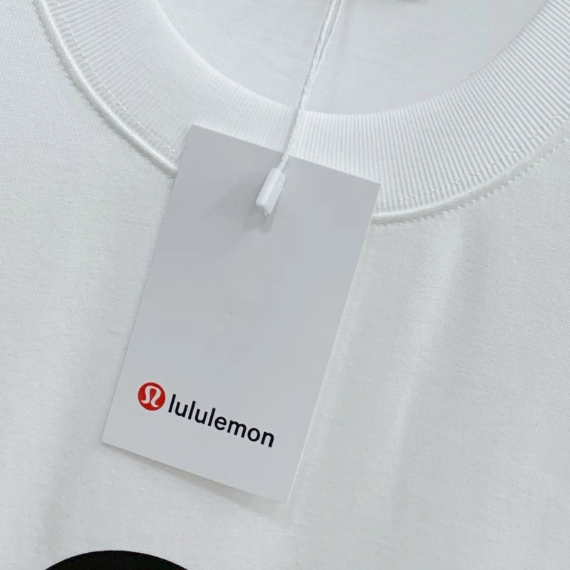 Accurate model Lululemon T-Shirts