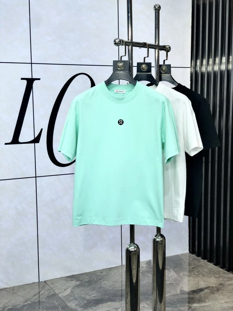 Accurate model Lululemon T-Shirts