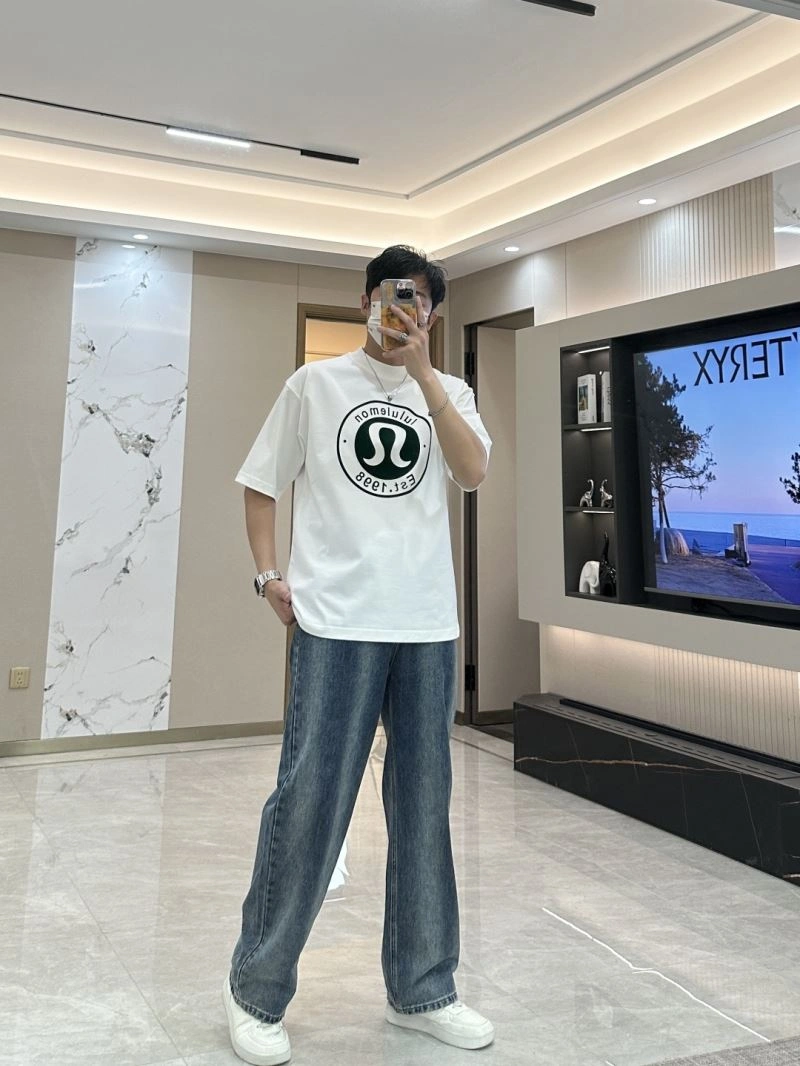 Indistinguishable Lululemon T-Shirts