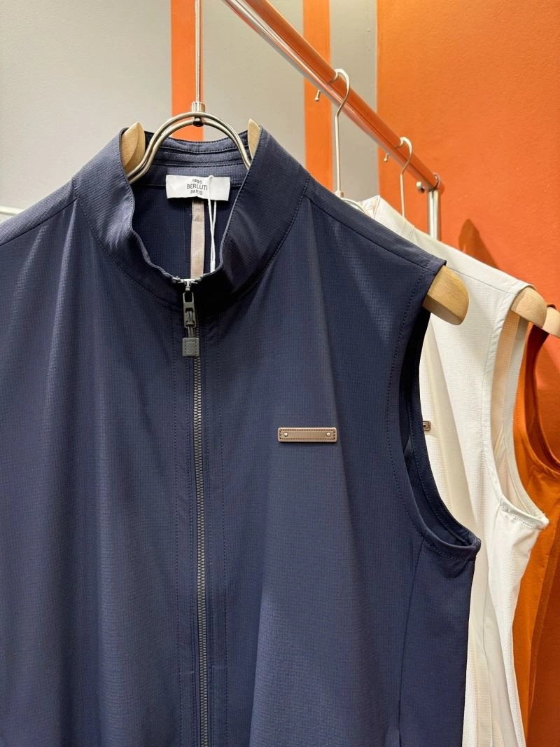 Brand-authenticated Lululemon Vest