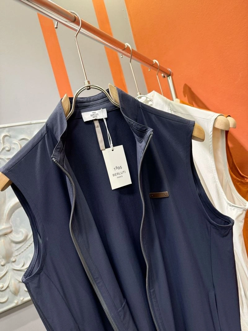 Brand-authenticated Lululemon Vest