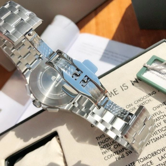 Top match MAURICE LACROIC Watches