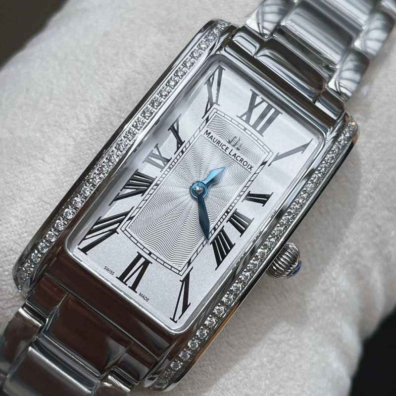 Top mirror MAURICE LACROIC Watches