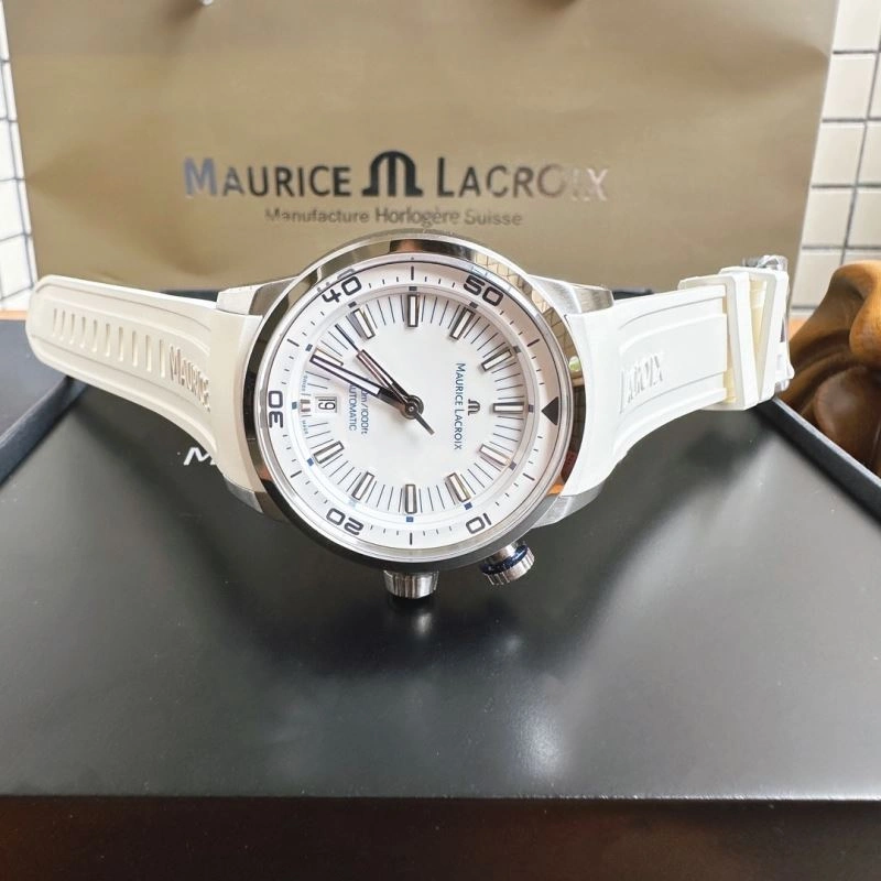 High fidelity MAURICE LACROIC Watches