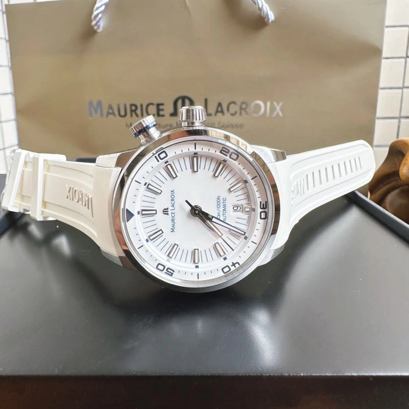 High fidelity MAURICE LACROIC Watches