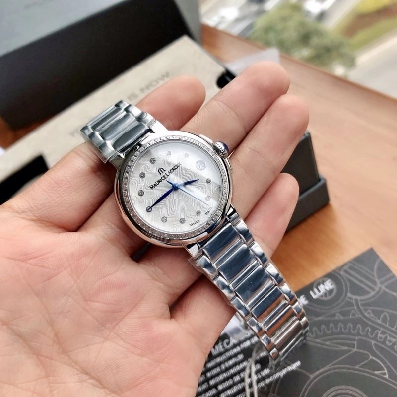 Top mirror MAURICE LACROIC Watches