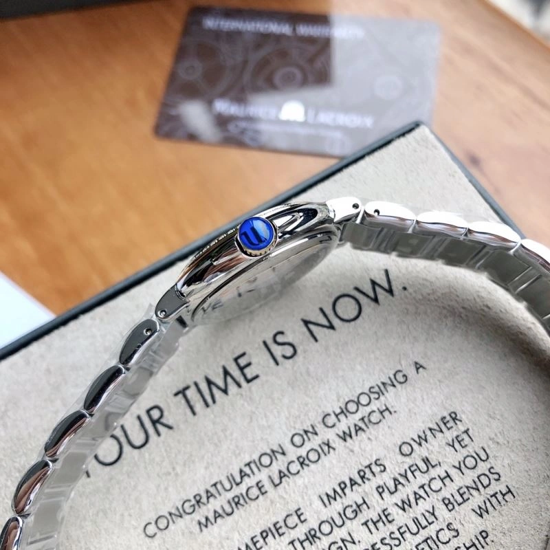 Top mirror MAURICE LACROIC Watches