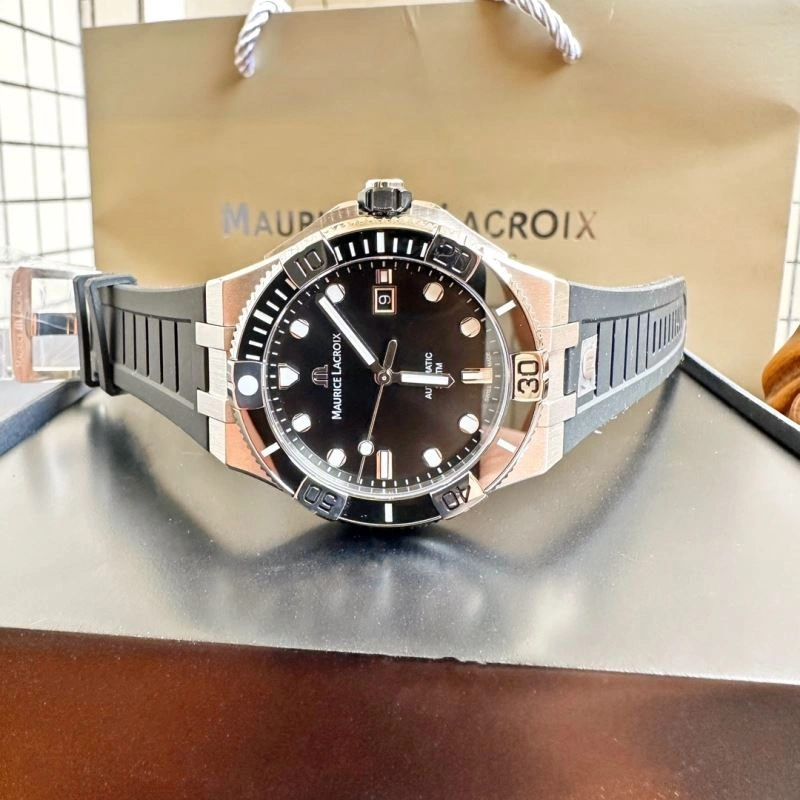 Precise copy MAURICE LACROIC Watches