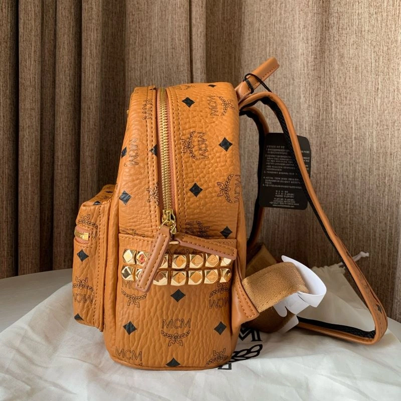 Top mirror MCM Backpacks
