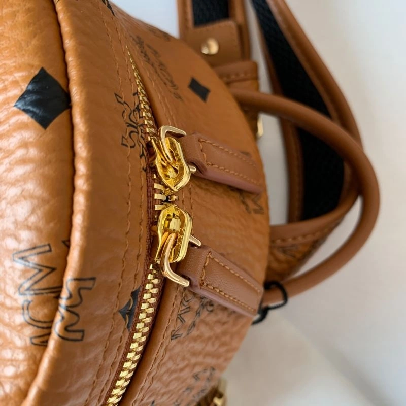 Top mirror MCM Backpacks