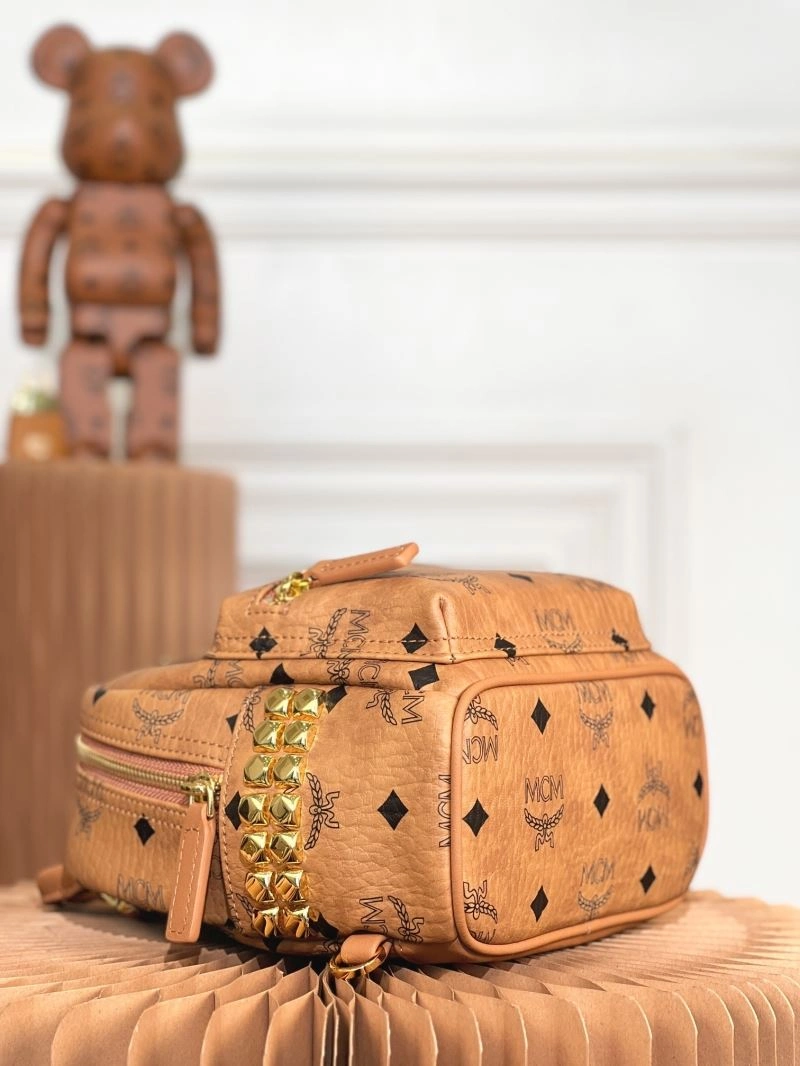 Top mirror MCM Backpacks