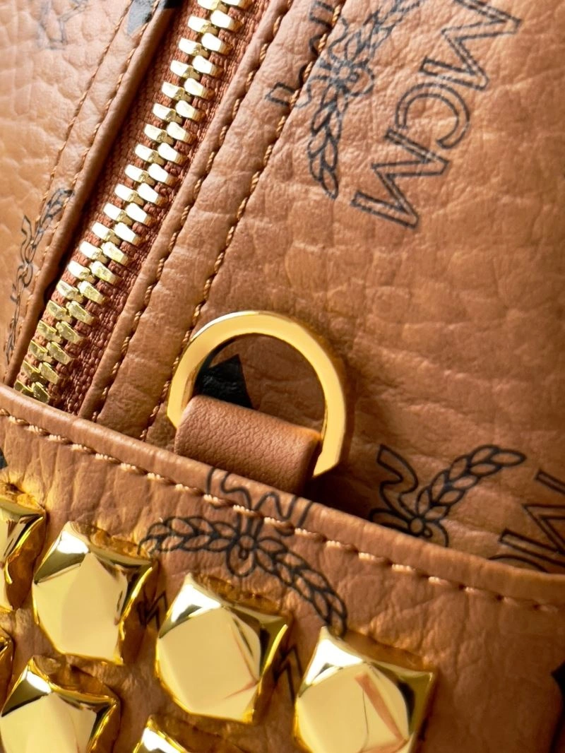 Top mirror MCM Backpacks