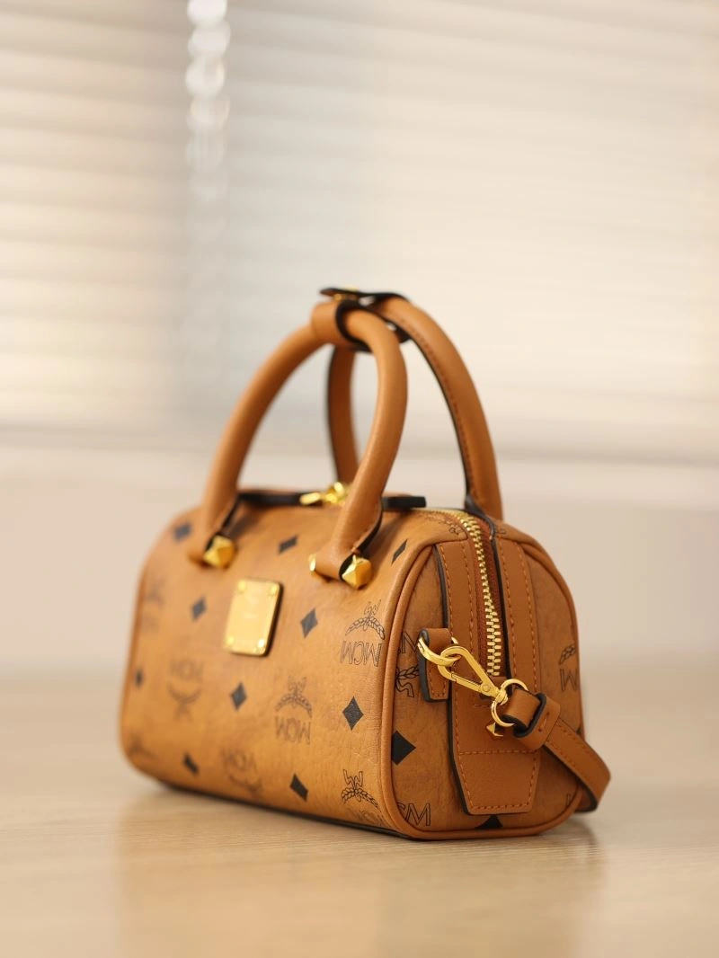 Accurate model MCM Boston Bags