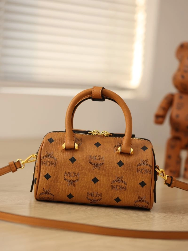Accurate model MCM Boston Bags