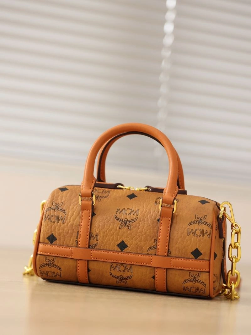 Top mirror MCM Boston Bags