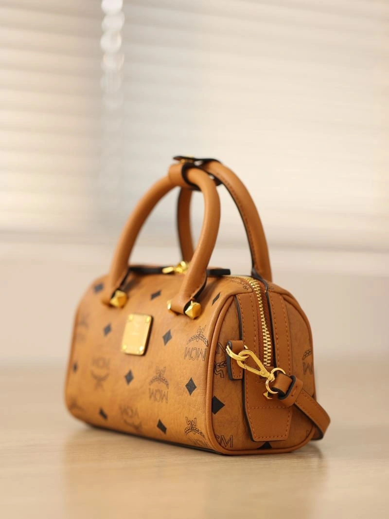 Accurate model MCM Boston Bags