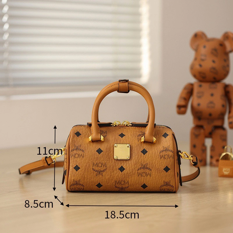 Accurate model MCM Boston Bags