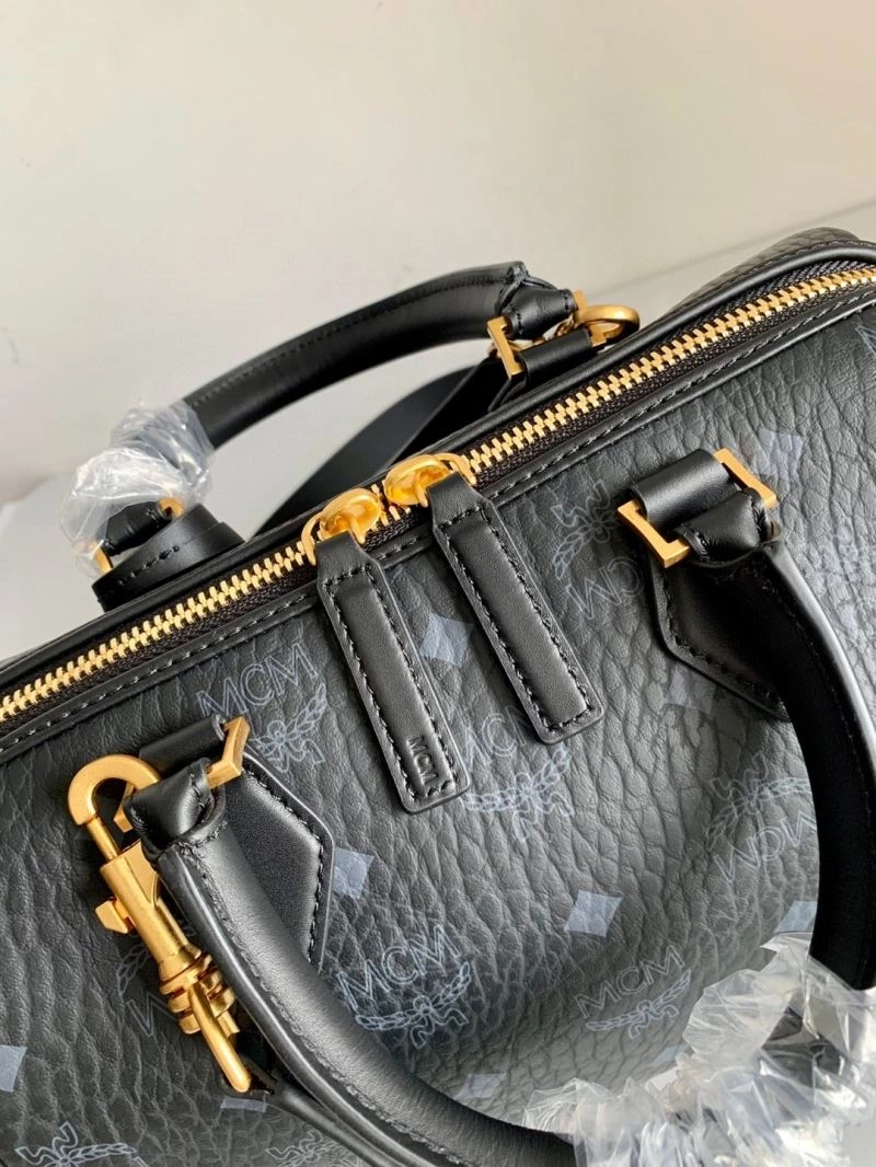 Top mirror MCM Boston Bags