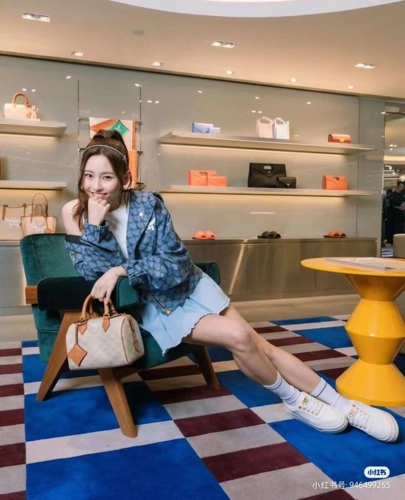 Low-cost MCM Boston Bags