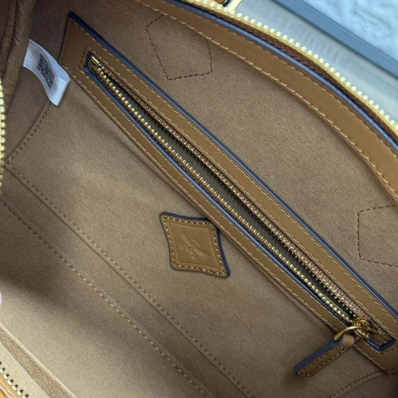 Top mirror MCM Boston Bags